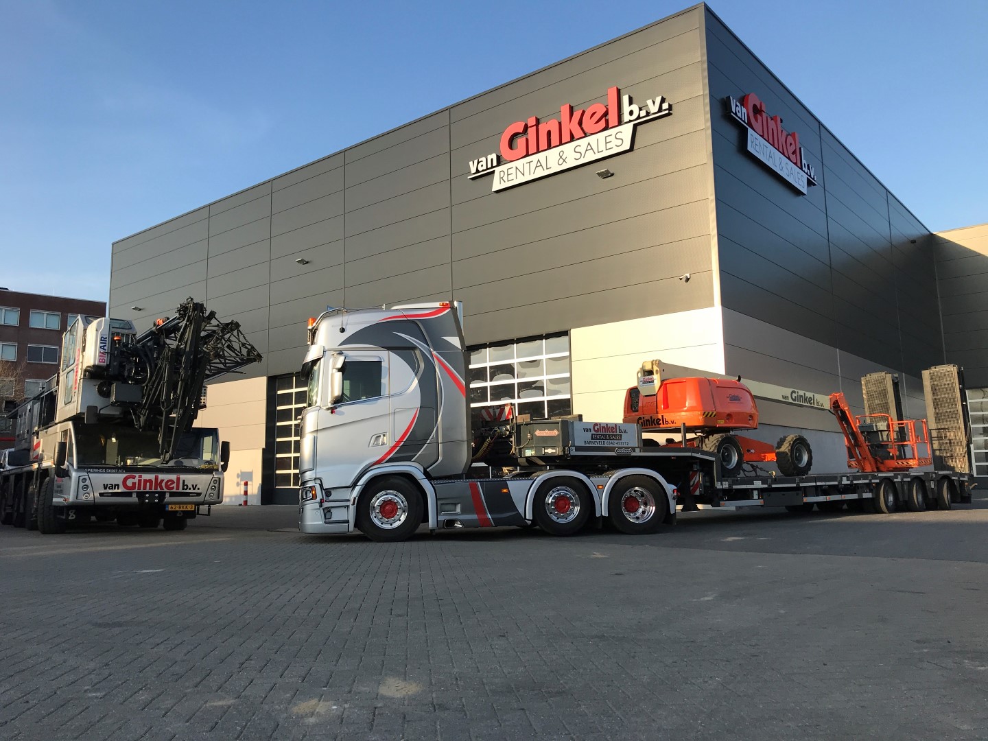 Van Ginkel excelleert in handel en verhuur van hoogwerkers, verreikers ...
